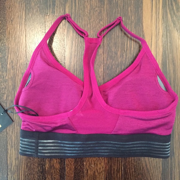 Nike | Other | Nwt Nike Seamless Sport Bralette | Poshmark